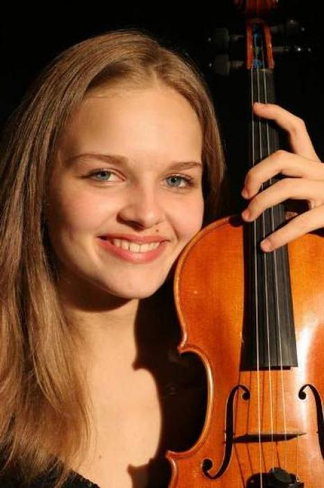 LAURA MARZADORI Concertmaster La Scala - Cicerone Music & Art